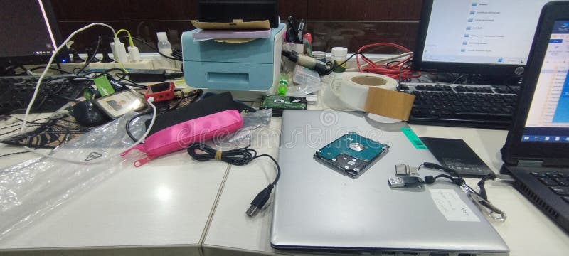 Messy Desk in Office editorial photo. Image of office - 265947526