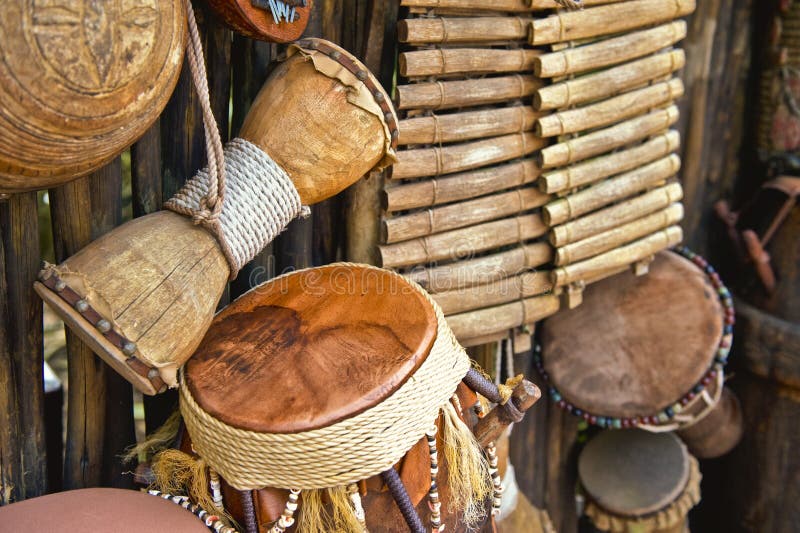 Afrikaans instrument stock foto. Image of afrika, dans - 14460558