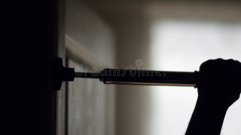 Metal Apparatus for Pull-ups that Can Be Mounted on the Door, with a ...