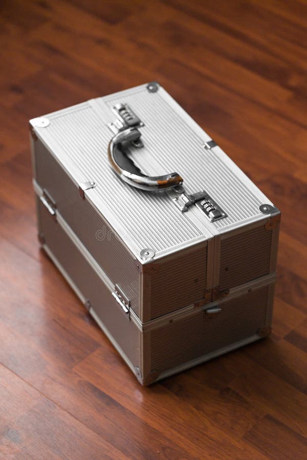 Lock And Chain Picture. Image: 5179787