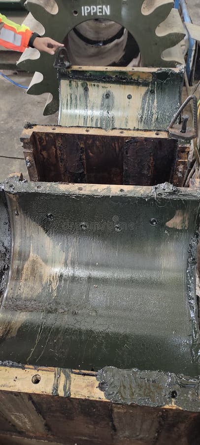 Metal Journal Bearing Sugar Crushing Roll Mills Stock Image - Image of ...