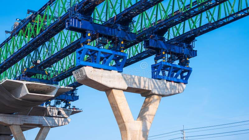 Metal Launching Gantry Structure for Install Concrete Segment Joint on ...