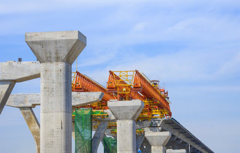 Metal Launching Gantry Structure for Installing Concrete Typical ...