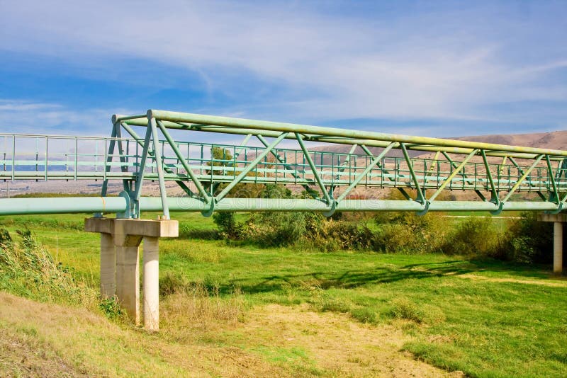 Metal pedestrial bridge stock photo. Image of leisure - 27993284