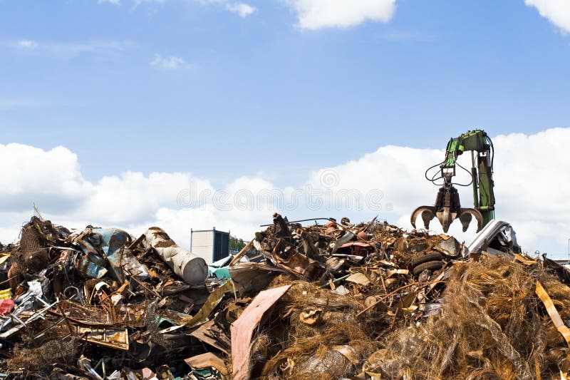 Metal recycling landfill stock photo. Image of cars, metal - 14899302
