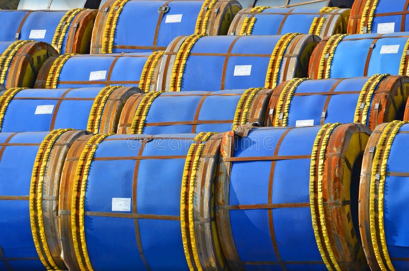 Metal-rollo de acero foto de archivo. Imagen de bobina - 36910768