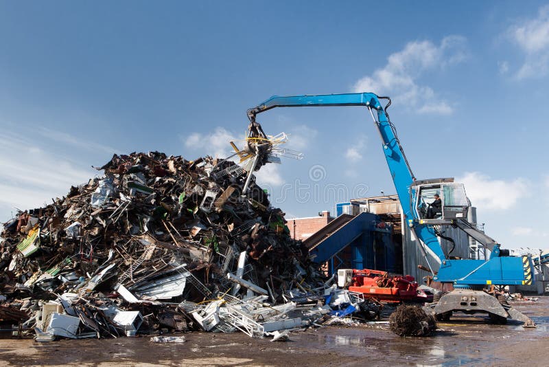 Metal Scrap Loading Machine Stock Image - Image of aluminum, scrap ...