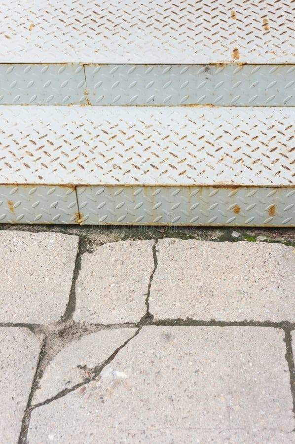 Metal stair steps stock image. Image of level, metal - 41188565