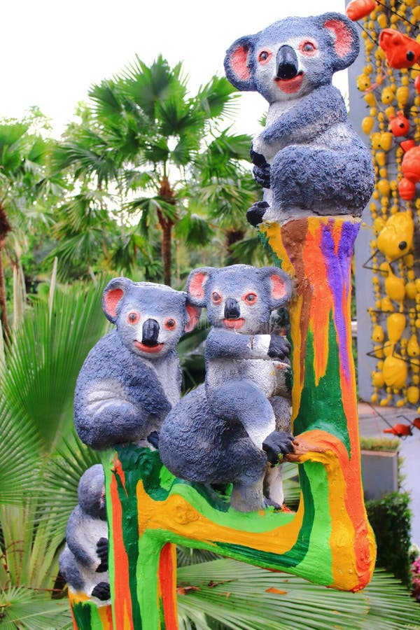 Metallic koala statue stock photo. Image of statue, garden - 58035438