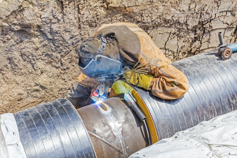 Metalworker Working on a Pipeline Stock Image - Image of pipe, iron ...