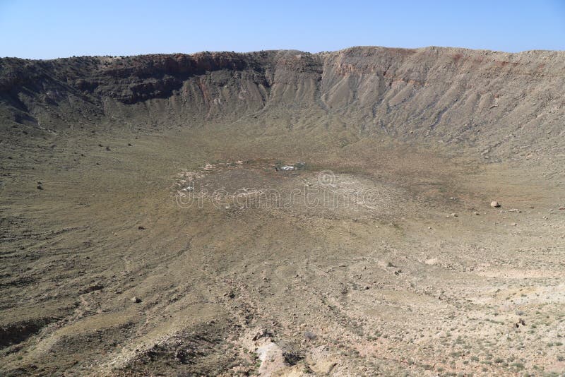 Krater (Meteorit) in Kaali stockbild. Bild von wasser - 2416339