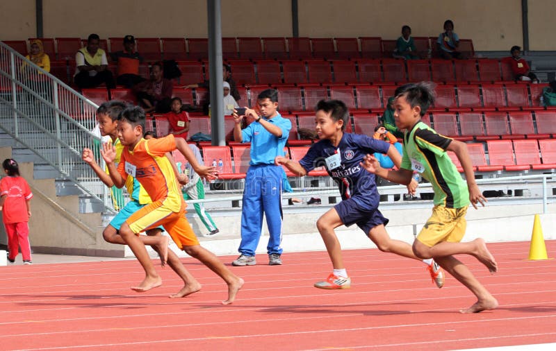50 meter run editorial image. Image of stadium, following - 67775265