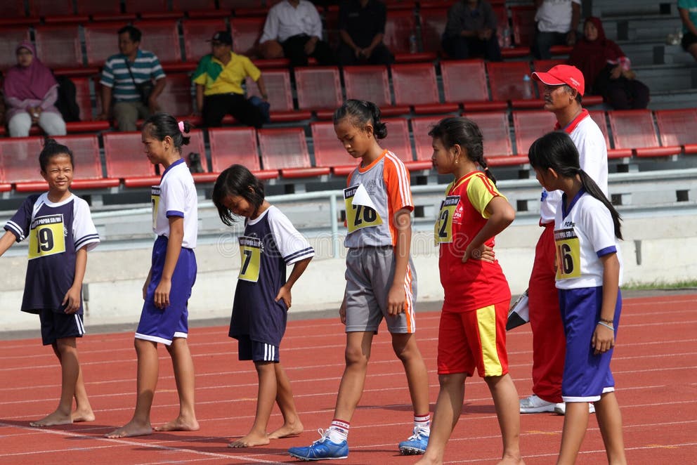 100 meter run editorial photography. Image of competition - 68837872