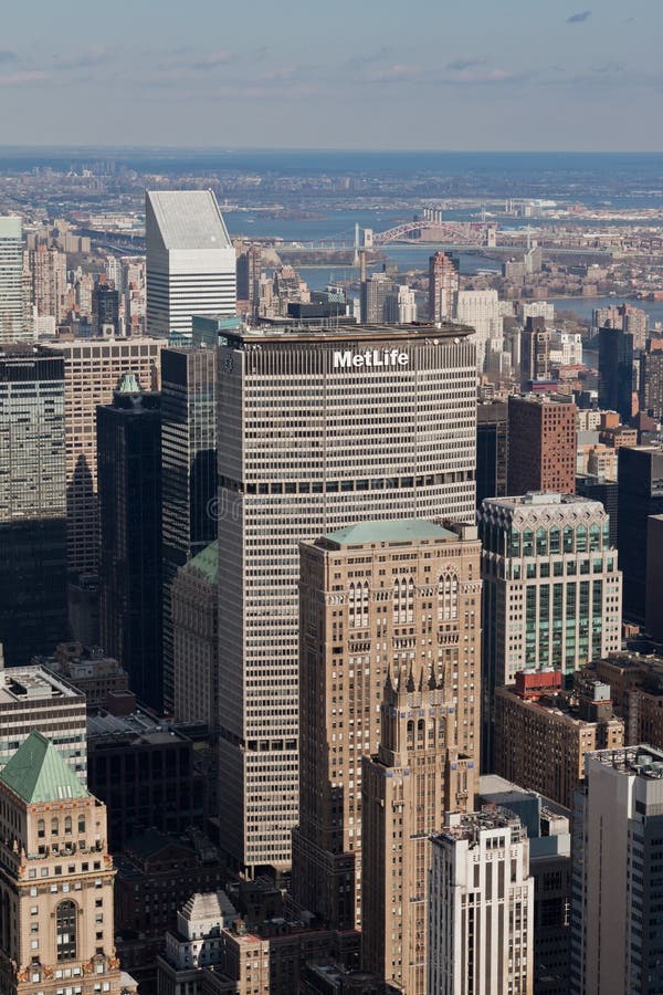 Metlife Building and New York Cityscape Editorial Stock Photo - Image ...