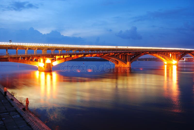 Metro bridge in Kyiv stock photo. Image of kyiv, river - 43330630