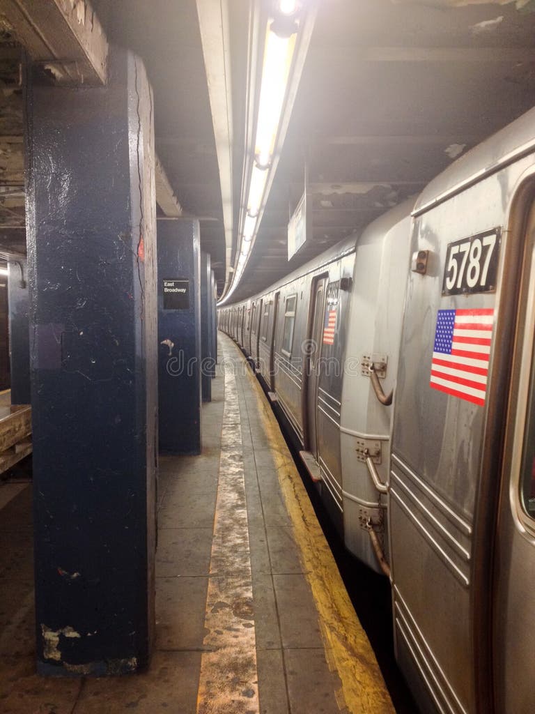 2,240 Fotos de Stock de Comboio De Metro Mta - Fotos de Stock Gratuitas ...