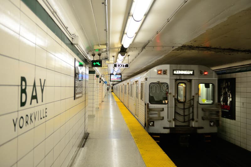 Metro de Toronto imagem editorial. Imagem de moderno - 28757135