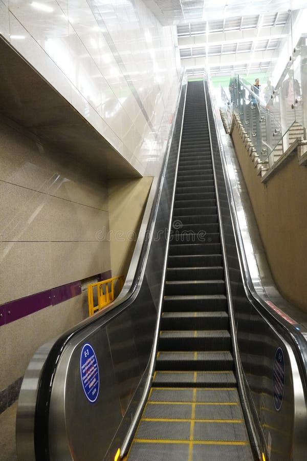 Metro Escalators Going Upwards, in Delhi. Escalator Stepping Towards ...