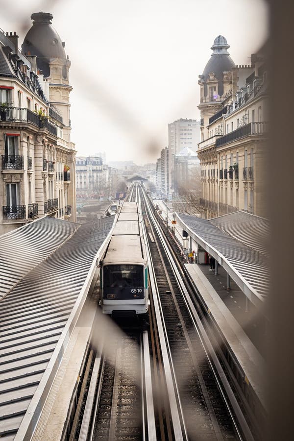 Metro Line 6 Passy Station Paris Stock Photos - Free & Royalty-Free ...