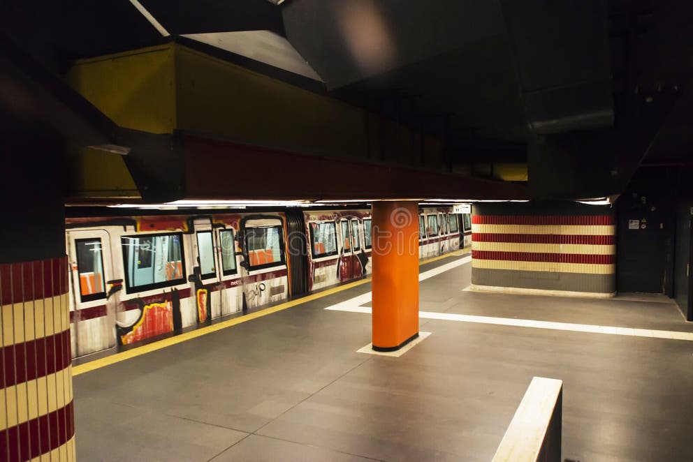 Metro of Rome editorial image. Image of platform, view - 96102200