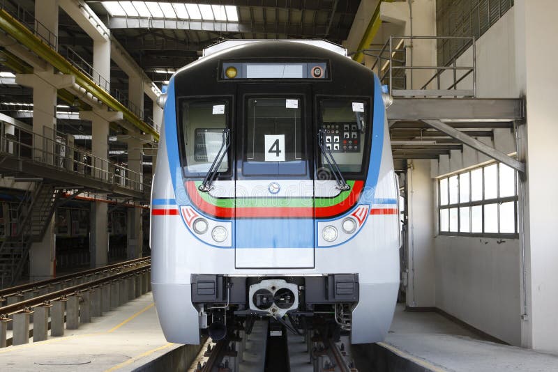 Metro Train station editorial photography. Image of lines - 45253372