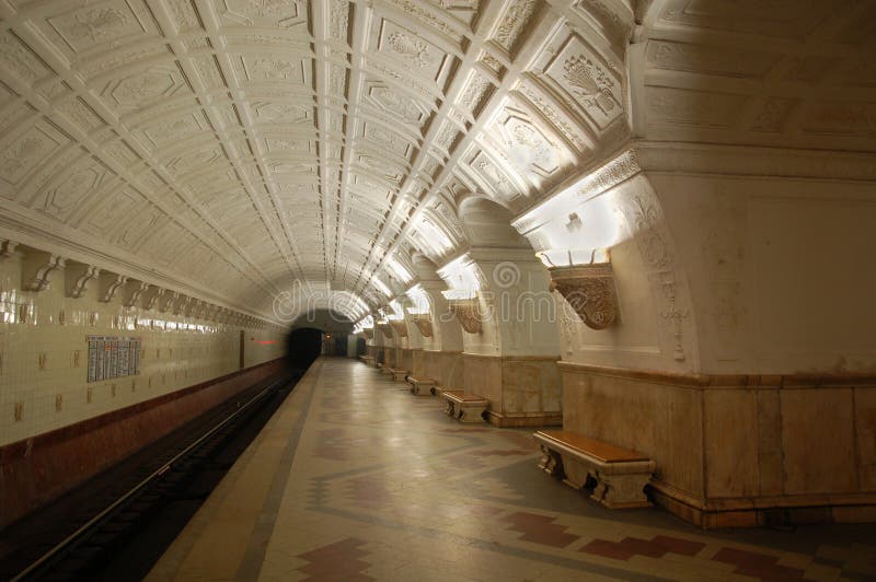Metro Van Moskou, Post Belorusskaya Stock Foto - Image of rusland ...