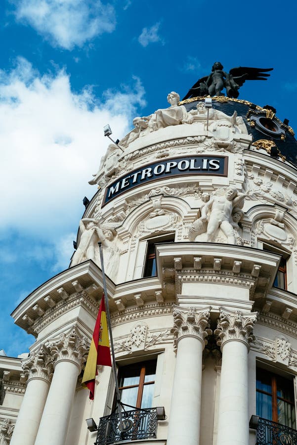Metropolis Building Against Blue Sky in Gran Via of Madrid Editorial ...