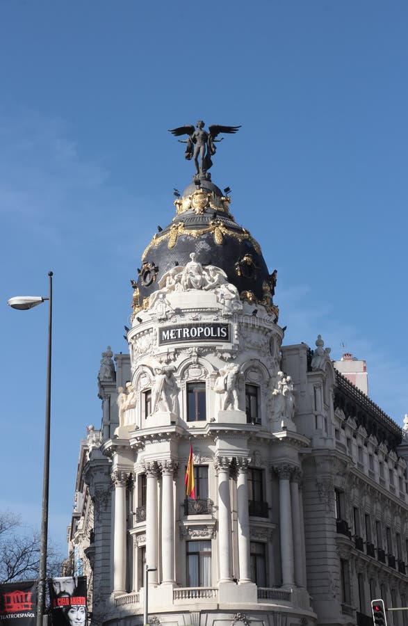 Metropolis Building Facade, Madrid, Spain Editorial Stock Photo - Image ...