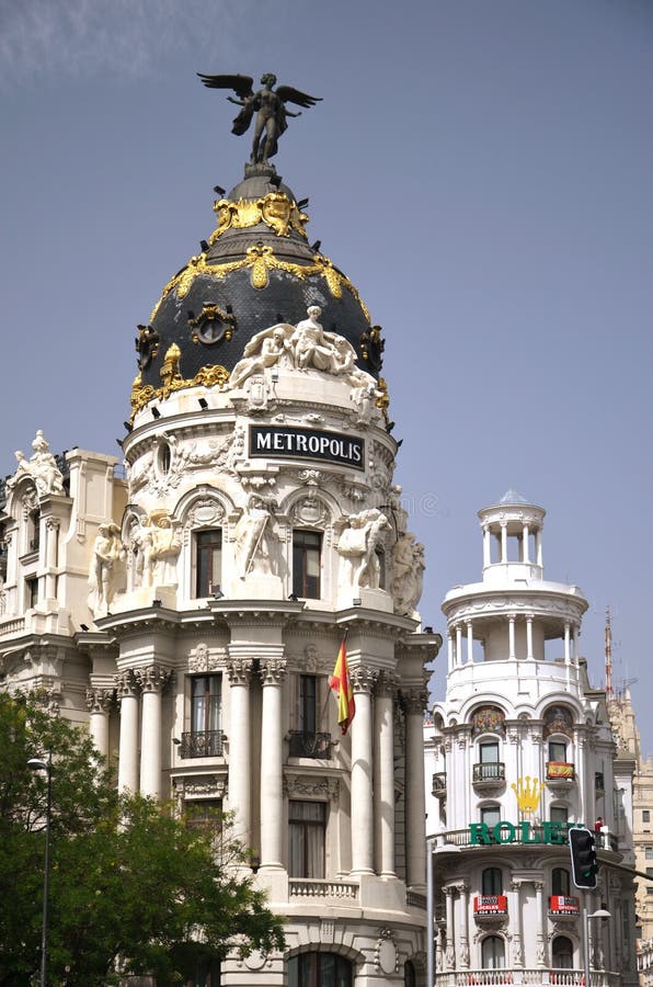 Metropolis Building on Gran Via St. in Madrid Editorial Image - Image ...