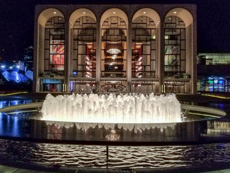 Metropolitan Opera editorial photography. Image of city - 107853482