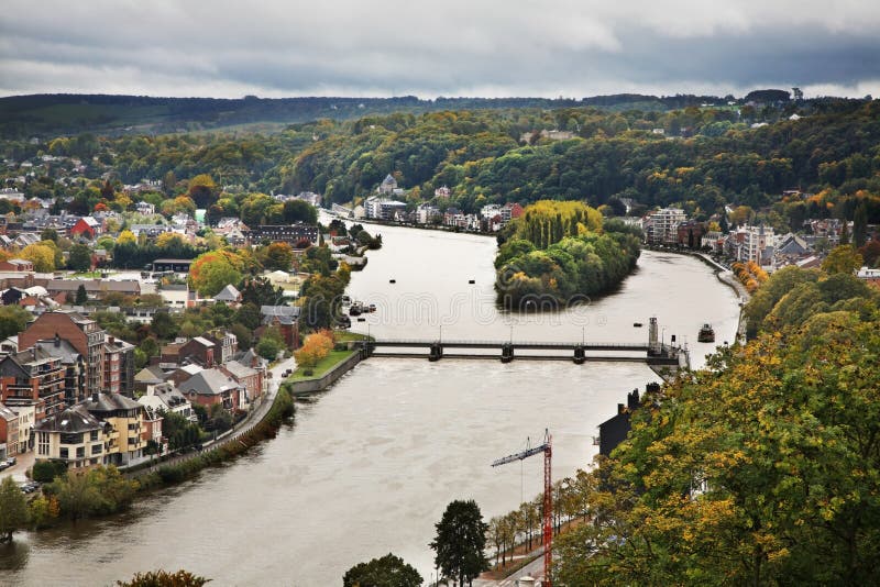 Meuse (Maas) Rivier in Namen België Stock Afbeelding - Image of mist ...