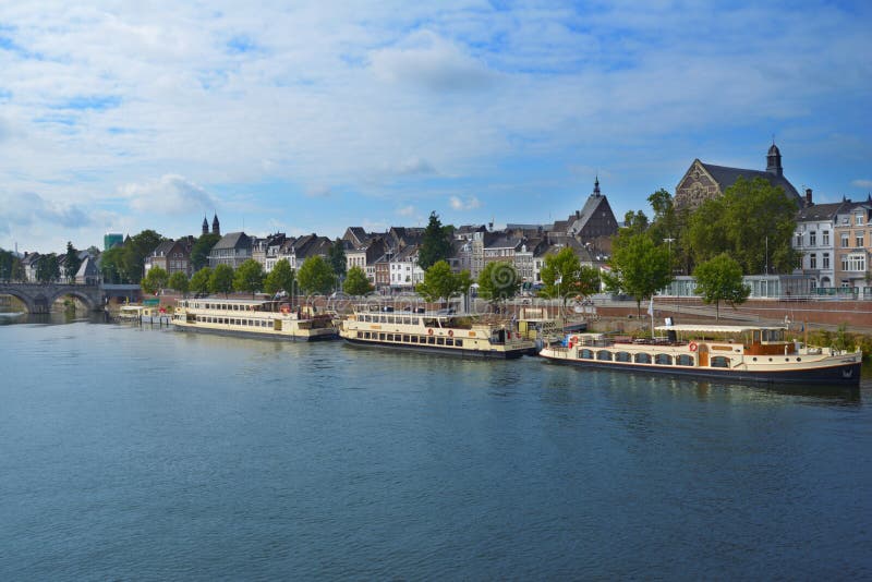 Meuse River in Maastricht, Netherlands Editorial Photo - Image of ...