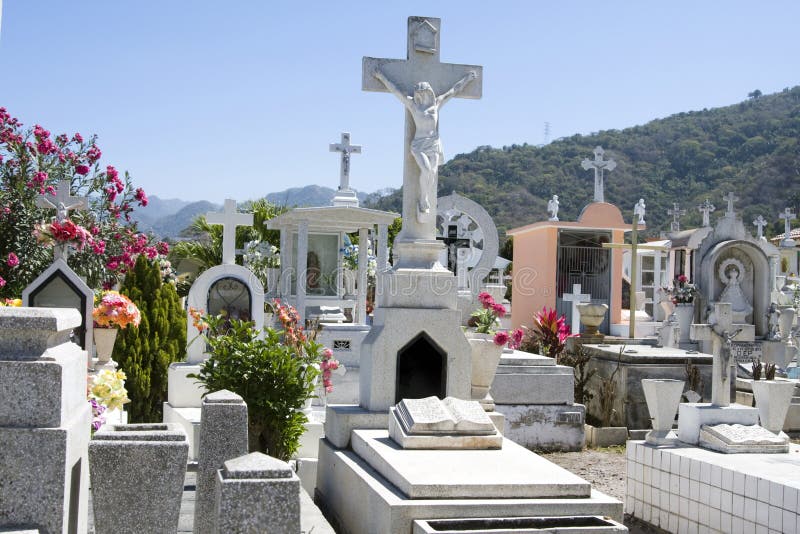 Beautiful Cemetery Wallpaper Beautiful Cemeteries To Visit This Fall