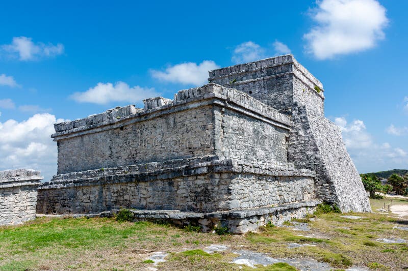 Mexico Ancient Mayan City on the Caribbean Coast in Tulum Editorial ...
