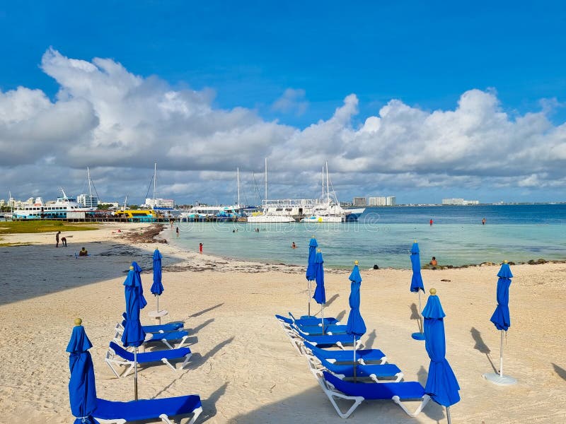 Mexico, Cancun, Overview of the Beach and the Marina Editorial Image ...