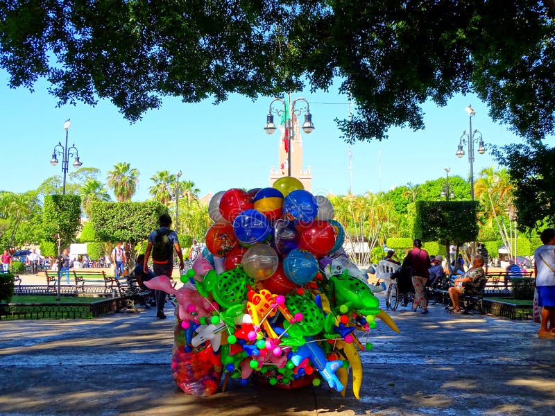 592 Merida Town Square Stock Photos - Free & Royalty-Free Stock Photos ...