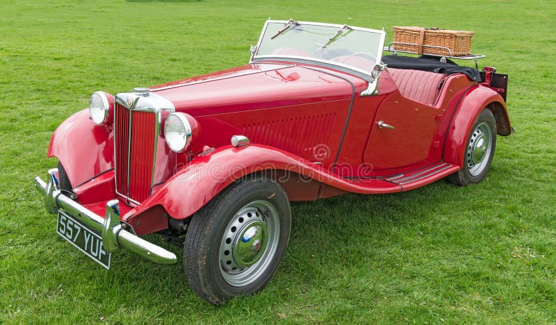 3,408 Mg Bil Stock Photos - Free & Royalty-Free Stock Foton från Dreamstime