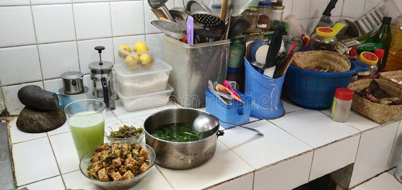 Mi Humilde Rincón De Cocina Imagen de archivo - Imagen de casero, casa ...