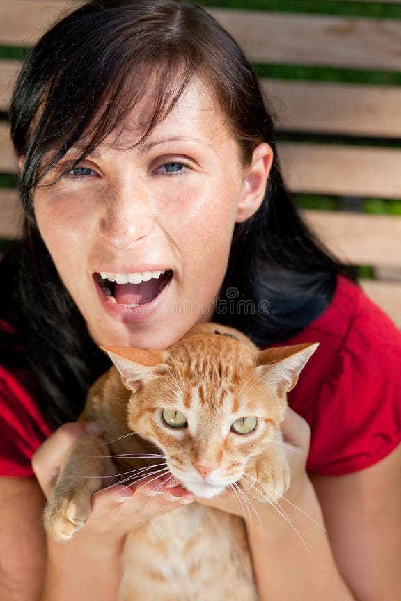 Mi jardín foto de archivo. Imagen de tenencia, cubo, encantador - 10712062