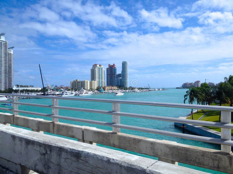 Miami Beach Bridge editorial stock image. Image of buildings - 42336269