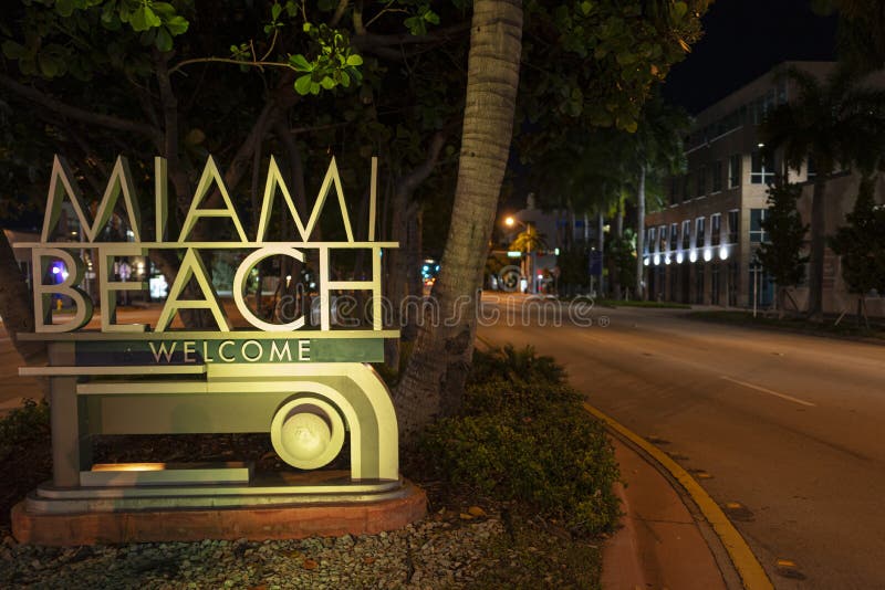 Miami Beach Night Sign. Miami Beach Welcome Sign, FL USA. Editorial ...