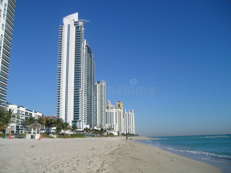 Miami beach in winter editorial image. Image of landscape - 48601225
