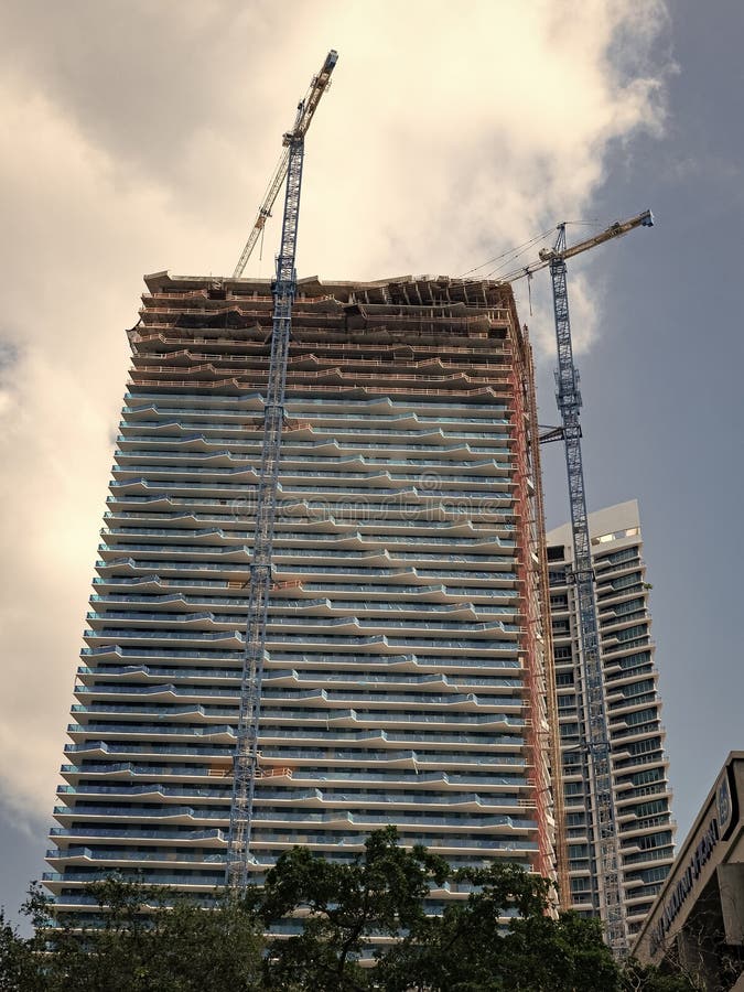 Miami, Florida USA - December 26, 2015: Construction of Skyscraper ...