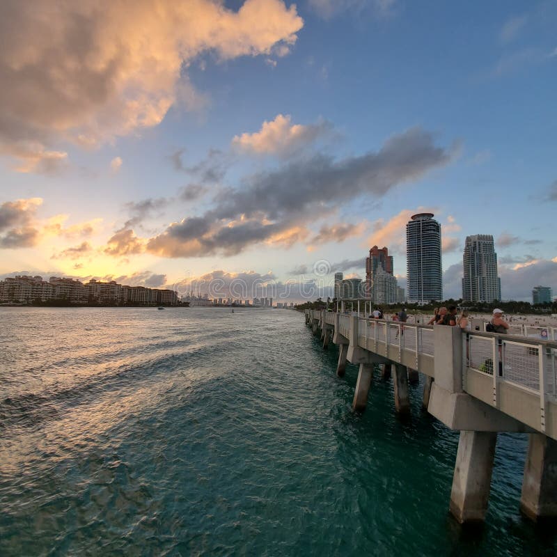 Miami south beach pier editorial stock image. Image of water - 211996279