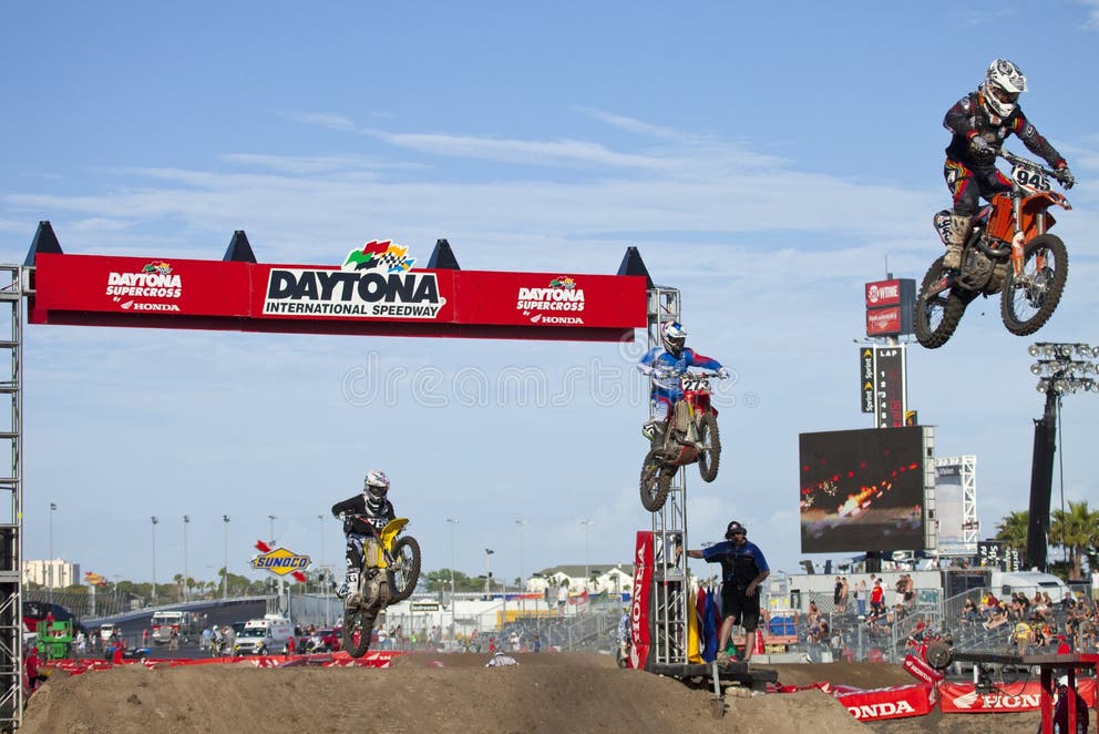 Michael Stryker (945) editorial image. Image of blue - 18845740