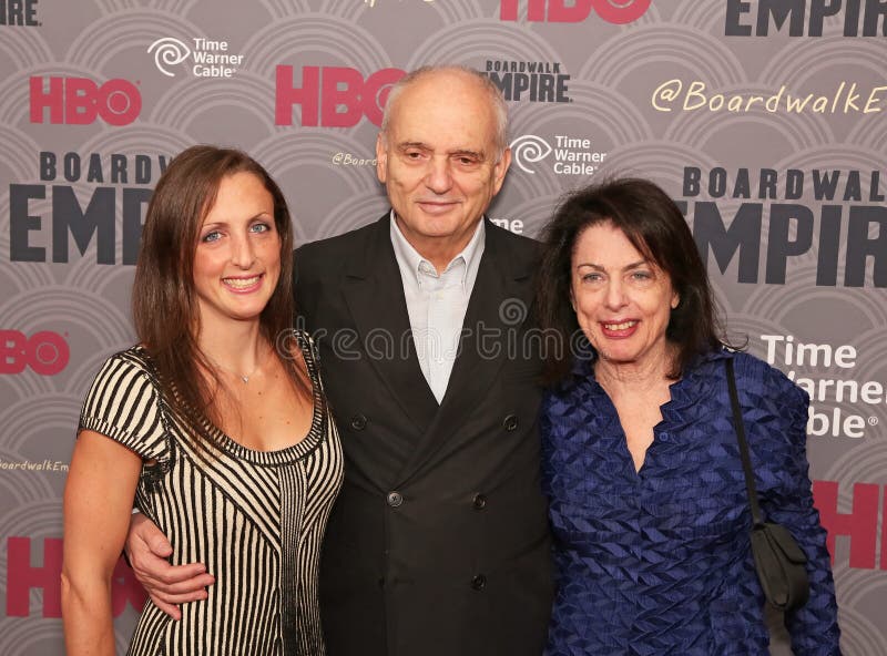 Michele DeCesare, David Chase, Y Denise Kelly Fotografía editorial ...