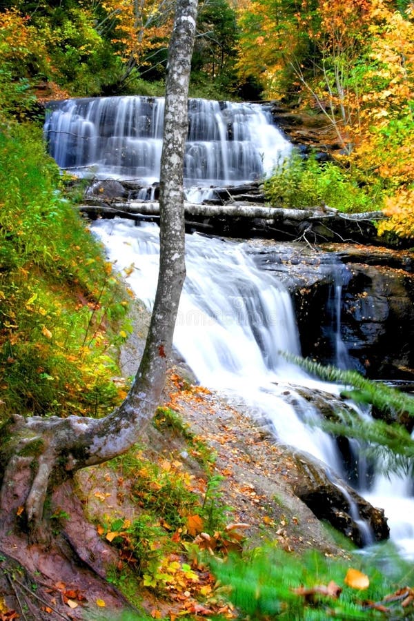 Michigan S Water Falls stock image. Image of boulder, flow - 3238467