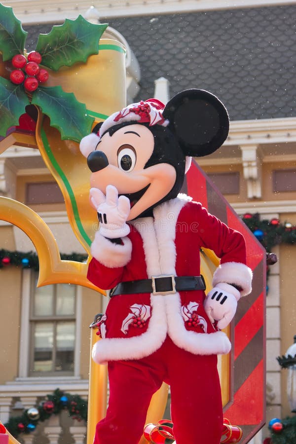MICKEY MOUSE Comemora O Ano Novo Do Natal Imagem de Stock Editorial ...