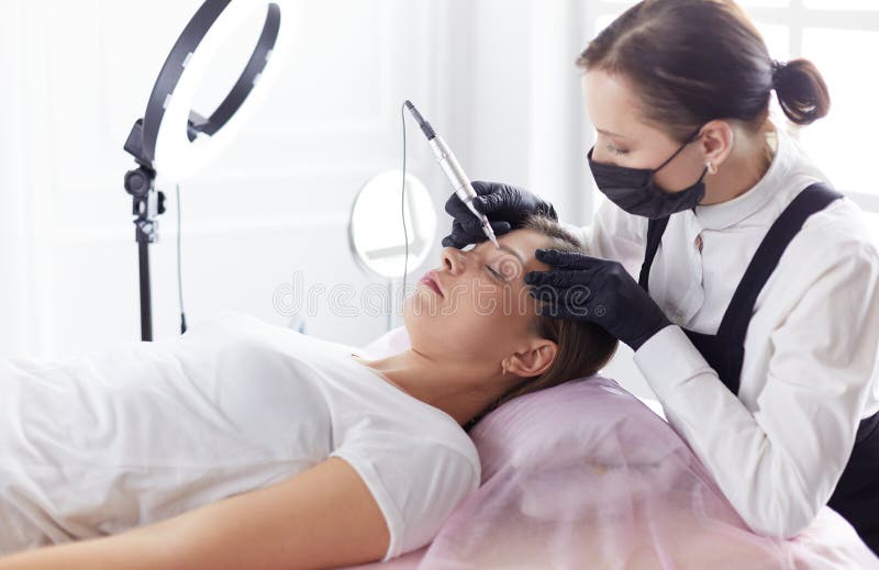 Microblading Eyebrows Work Flow in a Beauty Salon. Stock Photo - Image ...