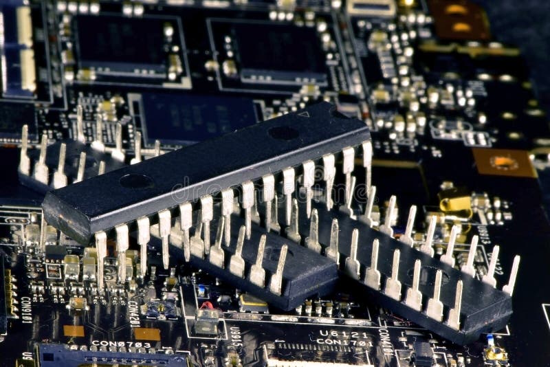 Microcontrollers in the DIP28 Case are Slightly Inferior in Size To the ...